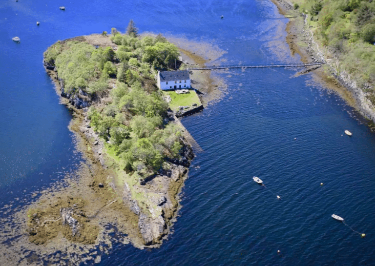 17 Beautiful Private Islands For Rent - DreamHotels