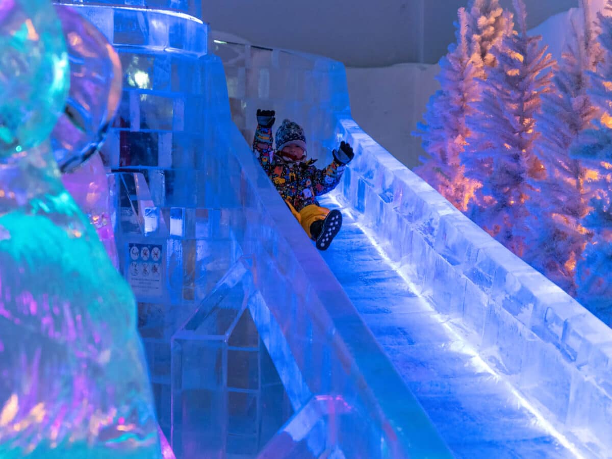 Igloo, Ice and Snow Hotels in Winter Wonderland
